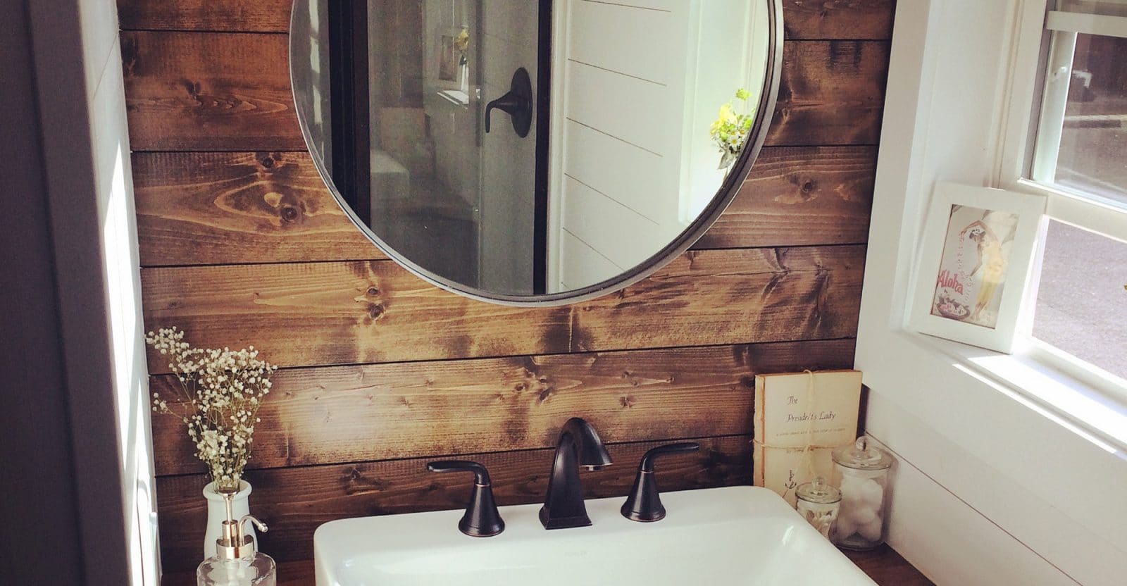 5 Small Bathroom Hacks You Can Use In Your tiny Home